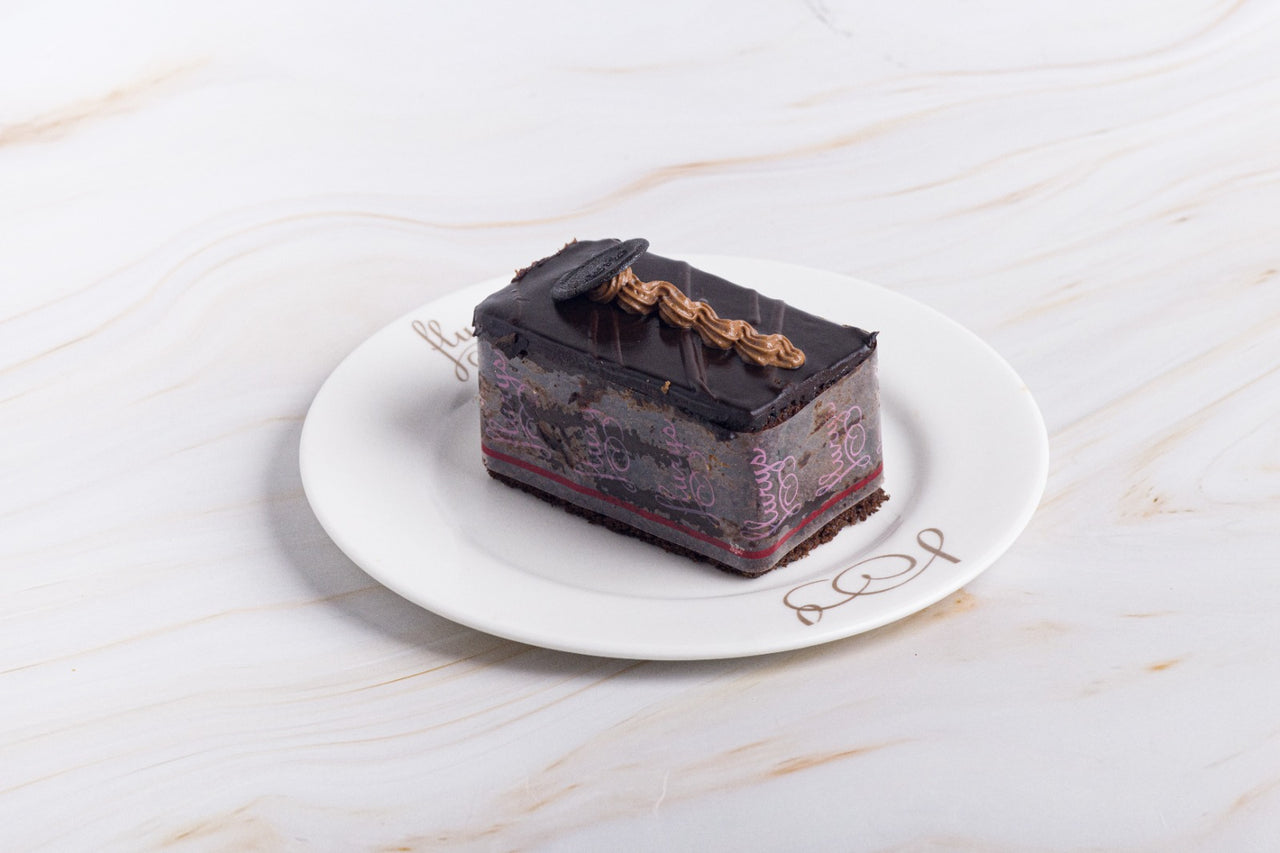 Order Eggless Choco Truffle Pastry Online | Flurys
