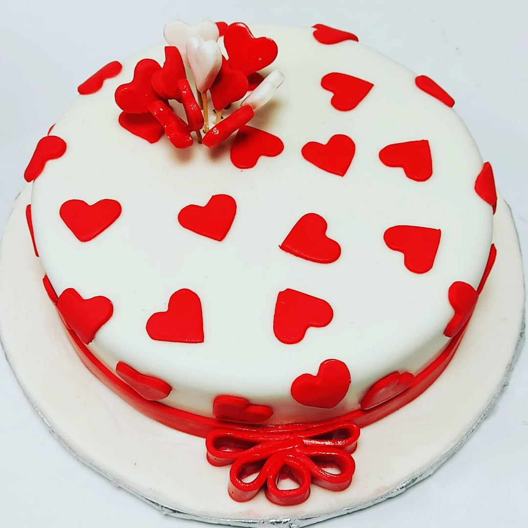 Custom Cakes – Flurys