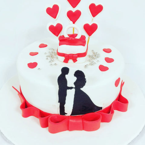 Custom Cakes – Flurys