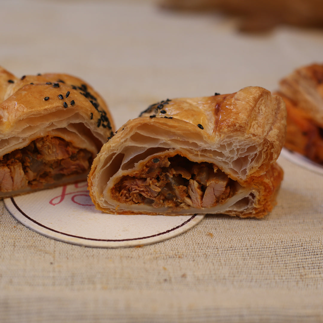 Buy Patties Online Both Veg and Chicken Patty Online | Flurys