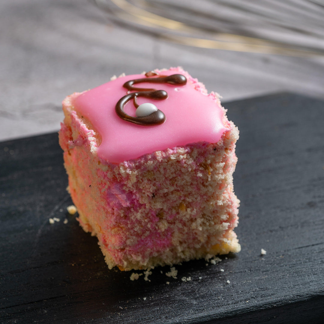 Buy Strawberry Pastry Cube with Buttercream Online | Flurys