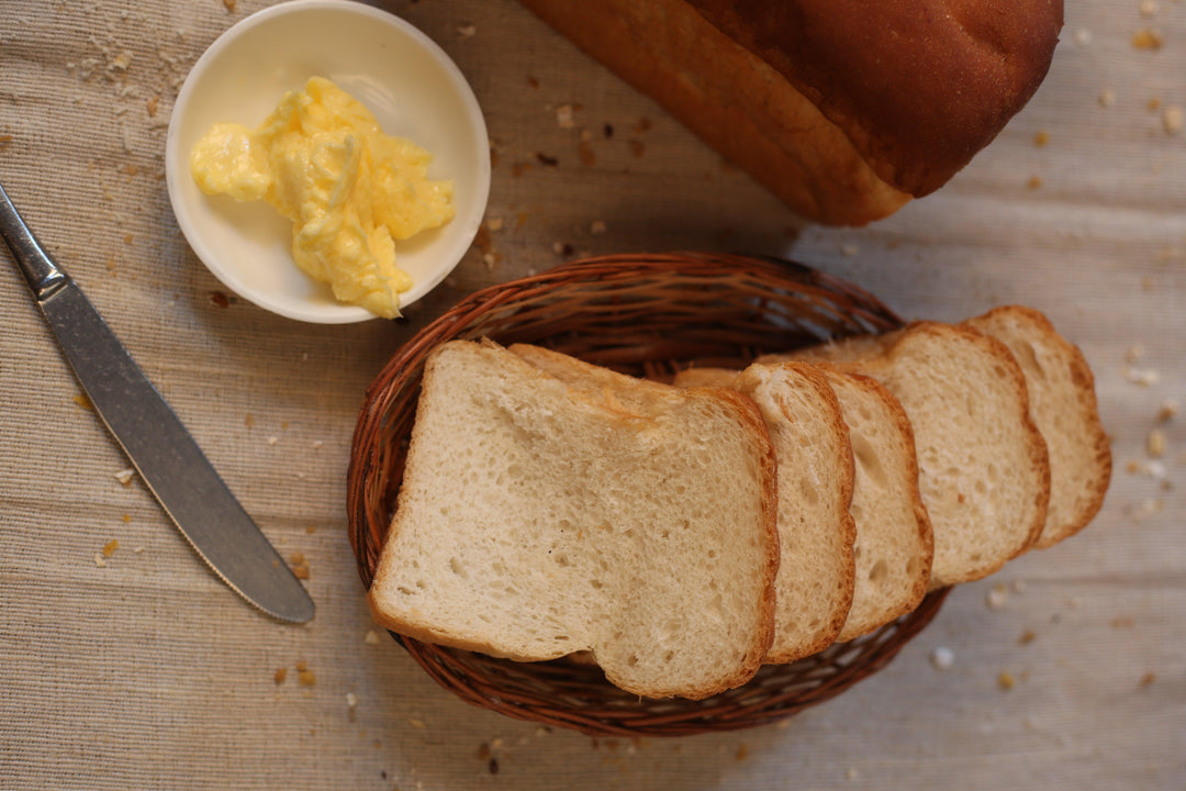 Buy Fresh Slice of White Bread Online at Best Price | Flurys